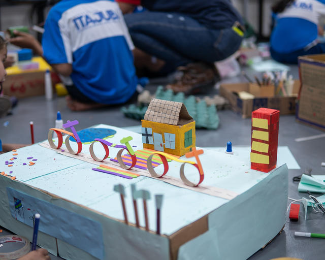 The Airbus Foundation Discovery Space platform | Airbus